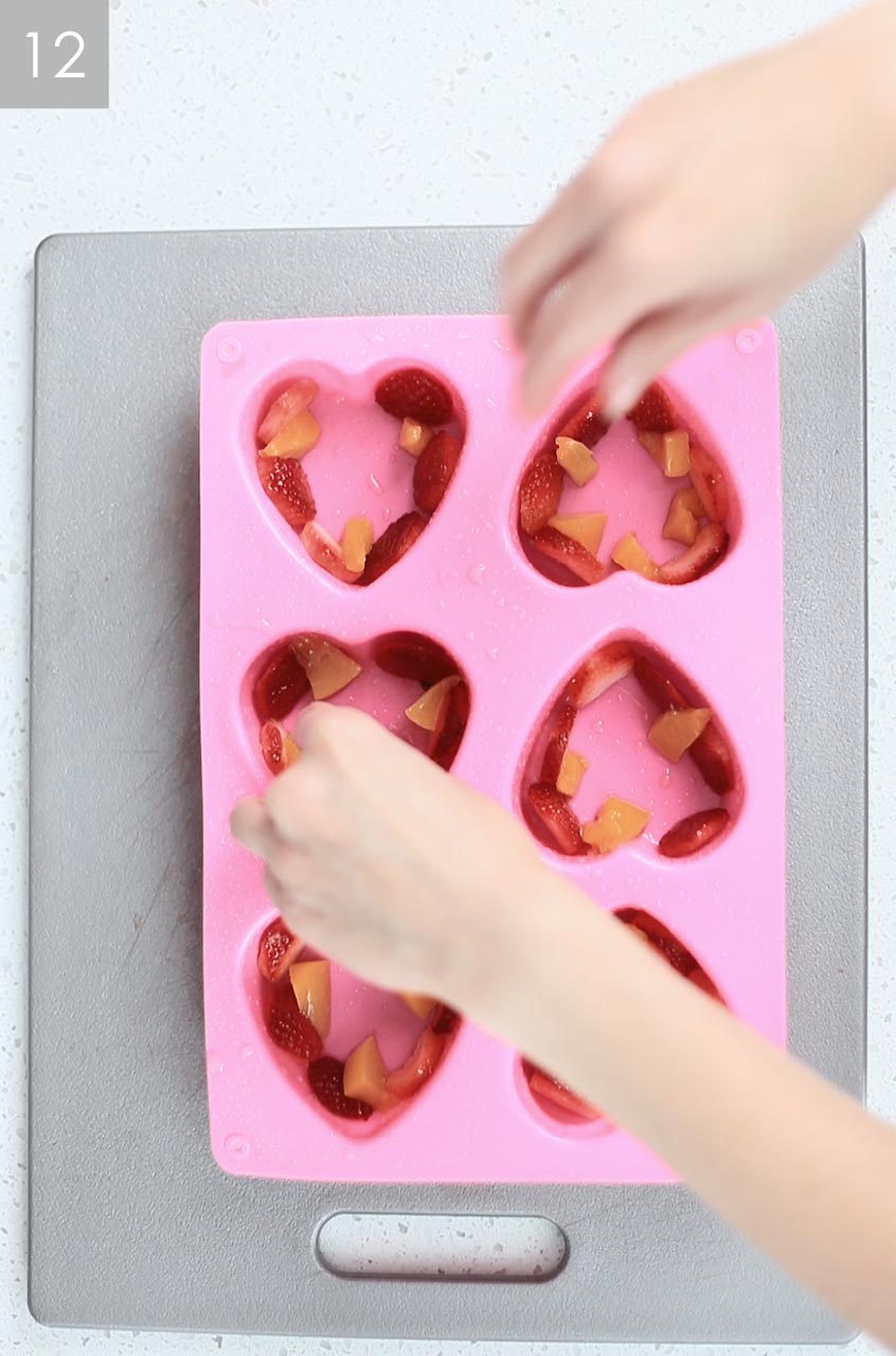 Refreshing Vegan Apple Strawberry Gelatin Dessert - refreshingbites